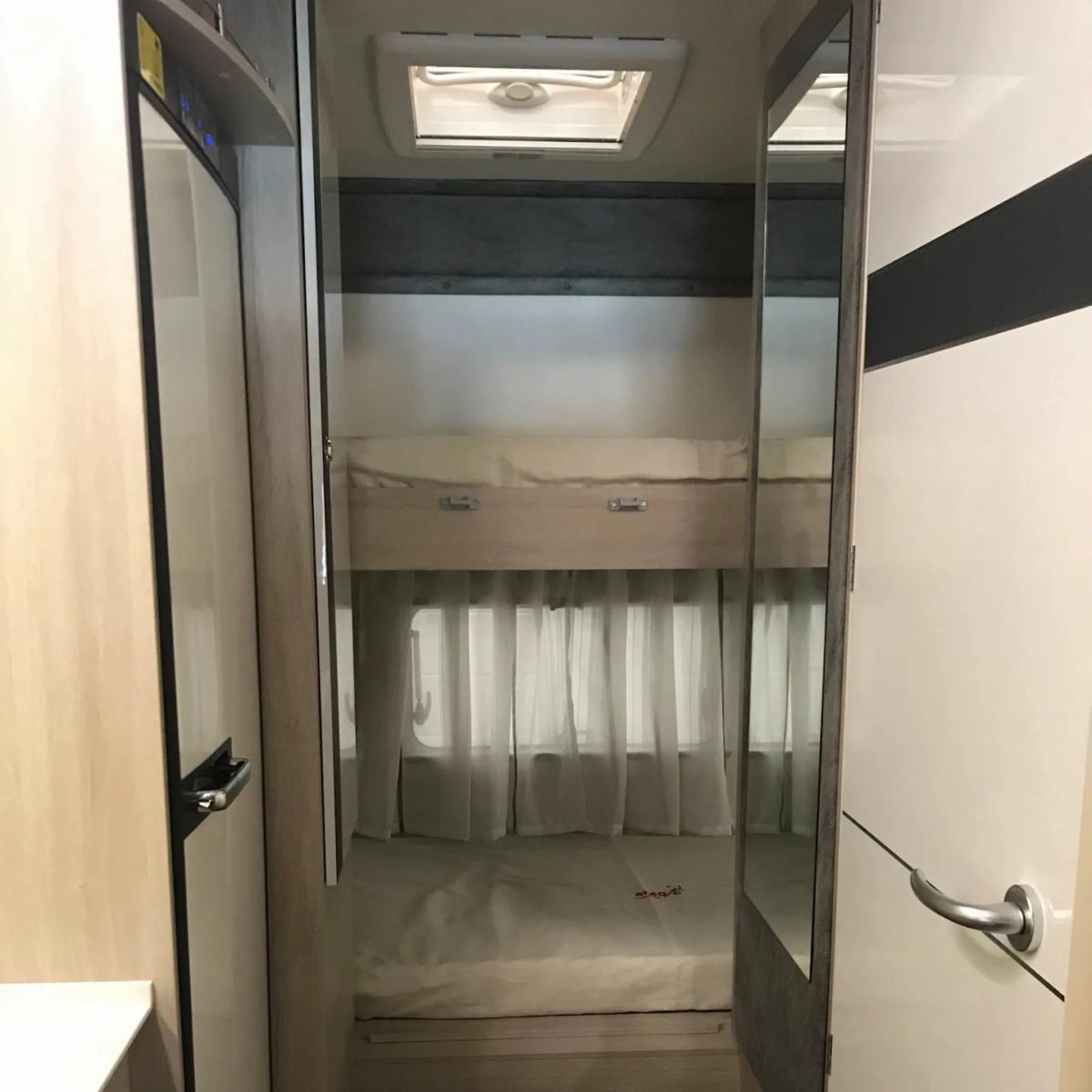 Fotografías de nuestras autocaravanas - Magic Caravaning